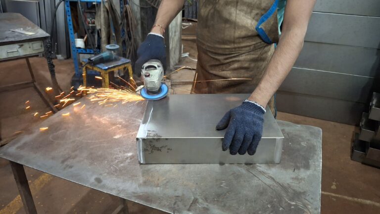 Metal Grinding and Metal Sanding - FTI Manufacturing